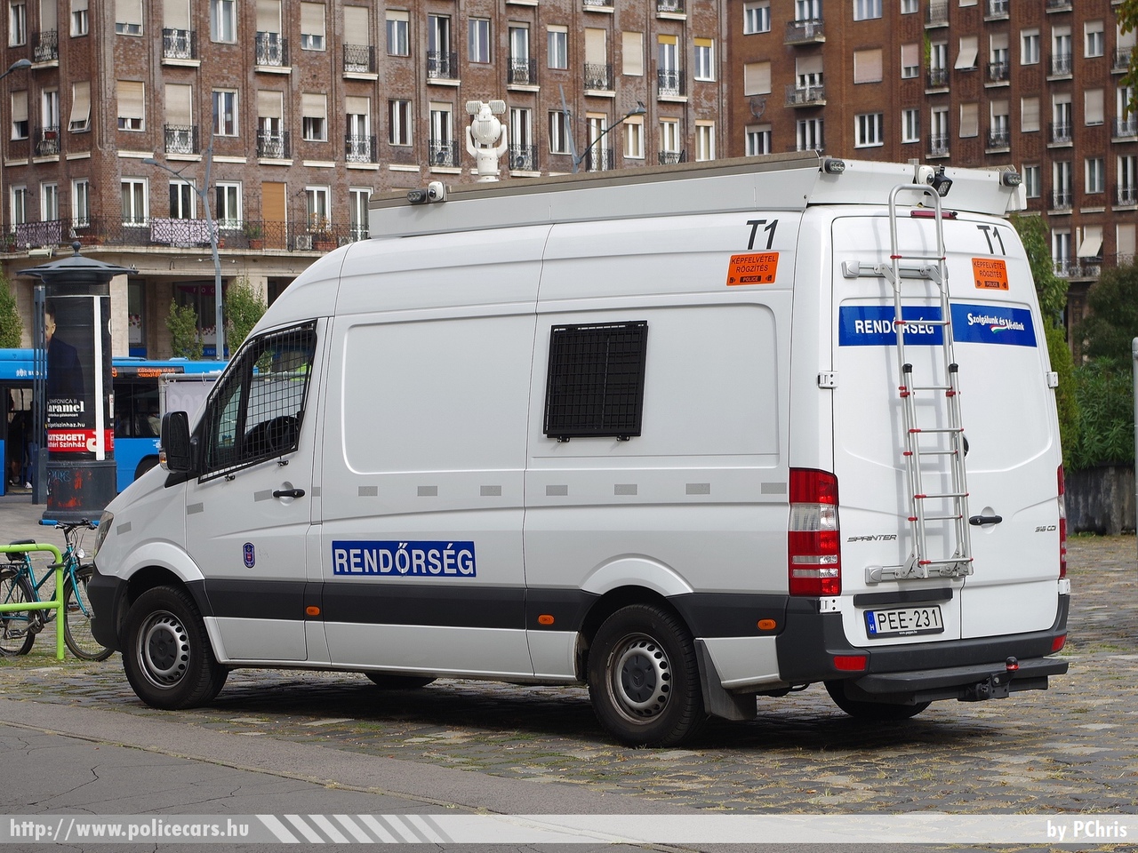 Speciális járművek - spec326 - Policecars.hu galéria