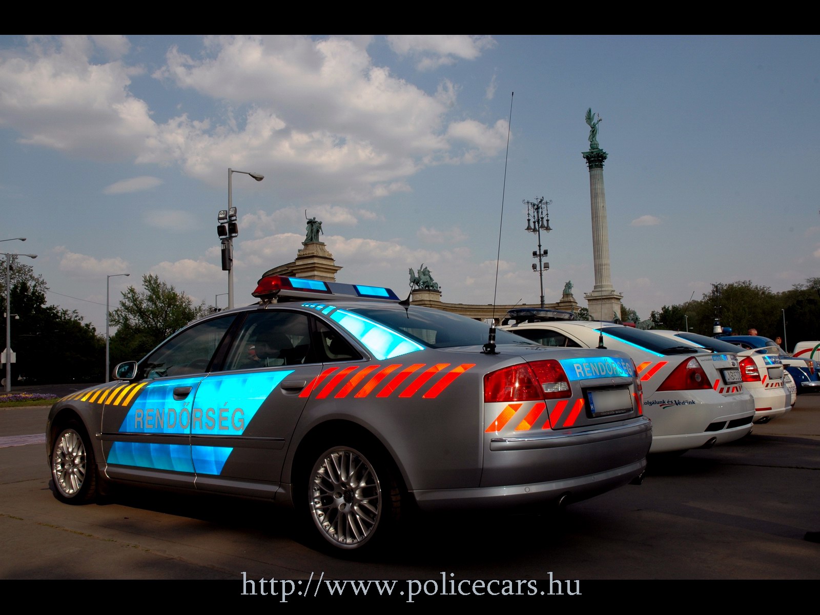 Háttérképek - wps004 - Policecars.hu galéria